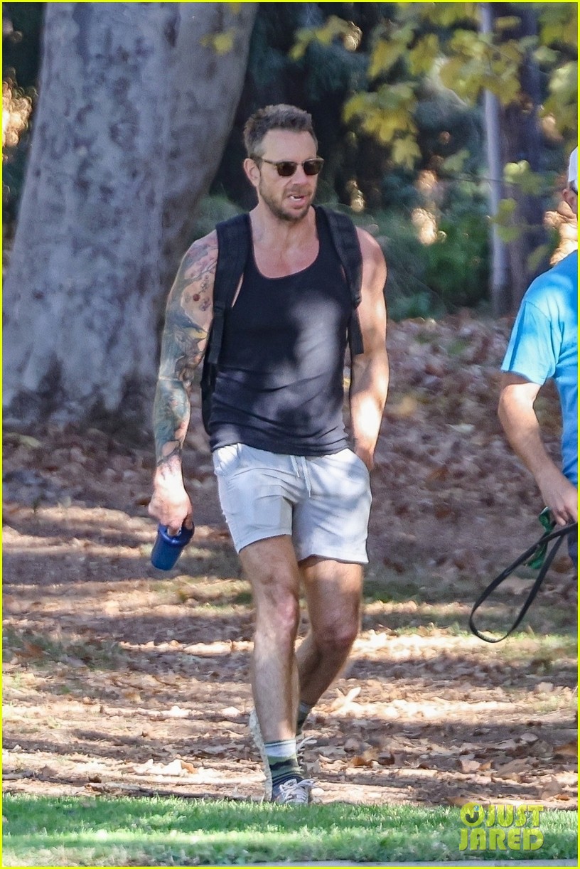 Dax Shepard Shows Off Tattooed Muscles on Hike with a Friend: Photo ...