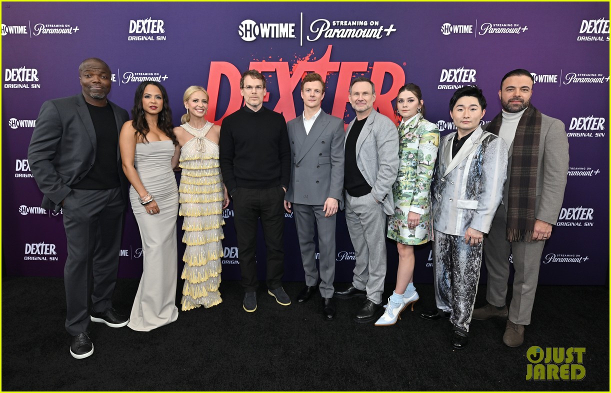 Sarah Michelle Gellar, Christian Slater, Patrick Gibson, & Michael C ...