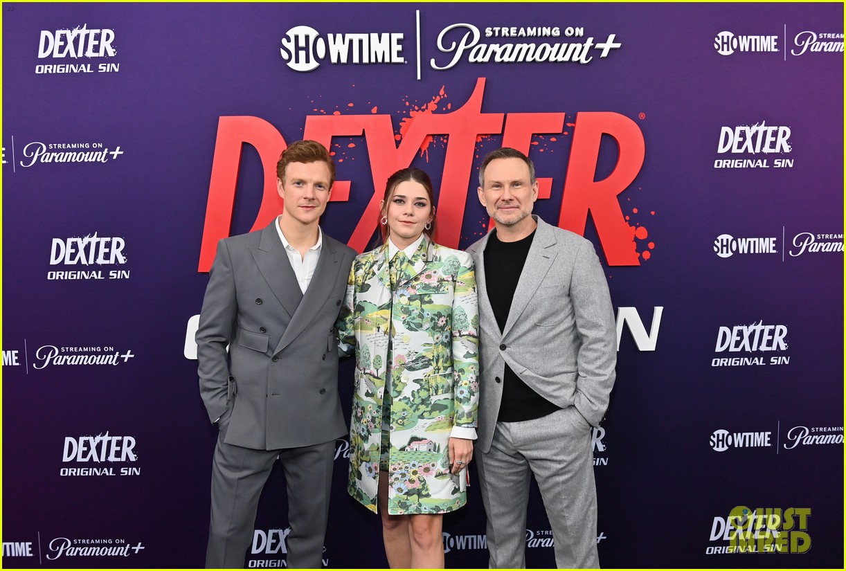 Sarah Michelle Gellar, Christian Slater, Patrick Gibson, & Michael C ...