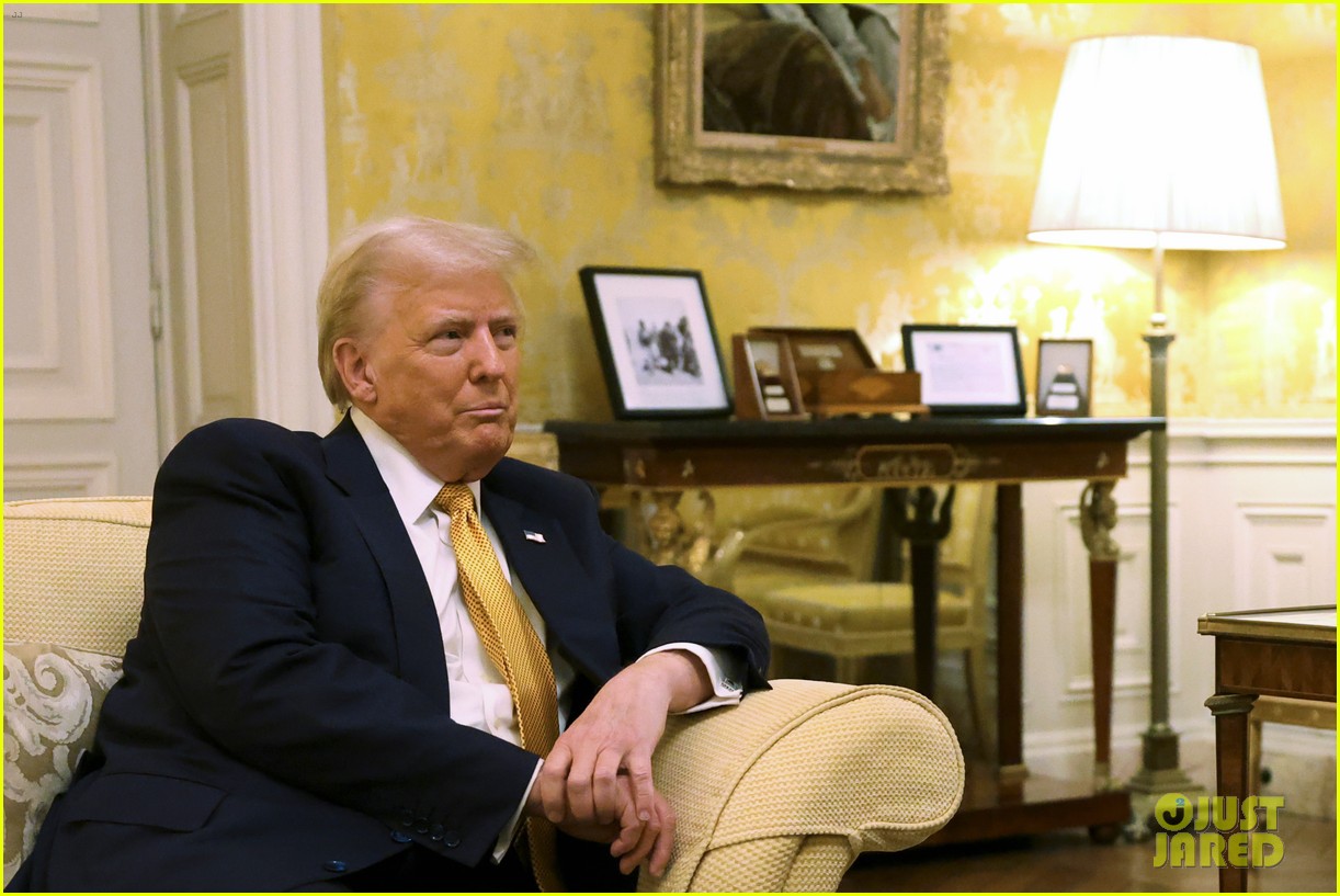 Donald Trump Meets With Prince William in Paris - Details of Their ...