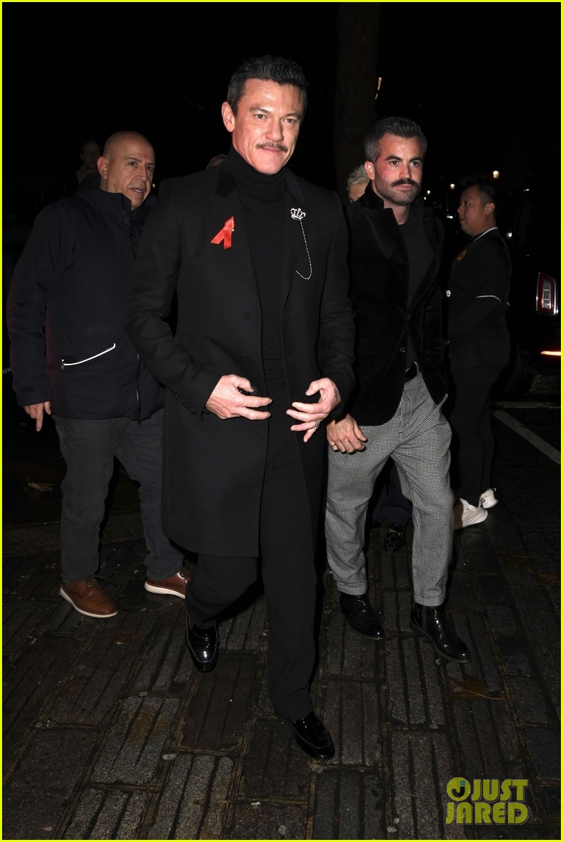 Luke Evans & Boyfriend Fran Tomas Attend 'The Devil Wears Prada ...