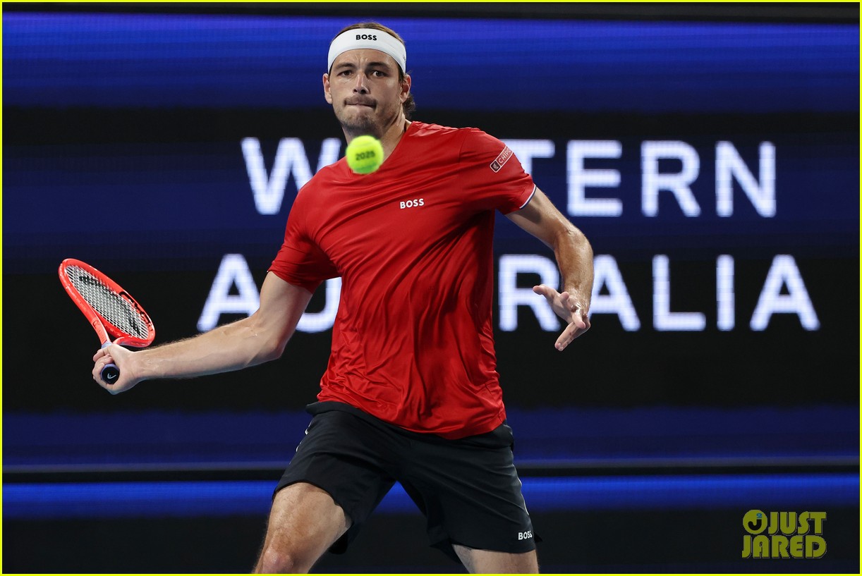 Taylor Fritz Thanks Coco Gauff for 'Carrying the Team' After First ...