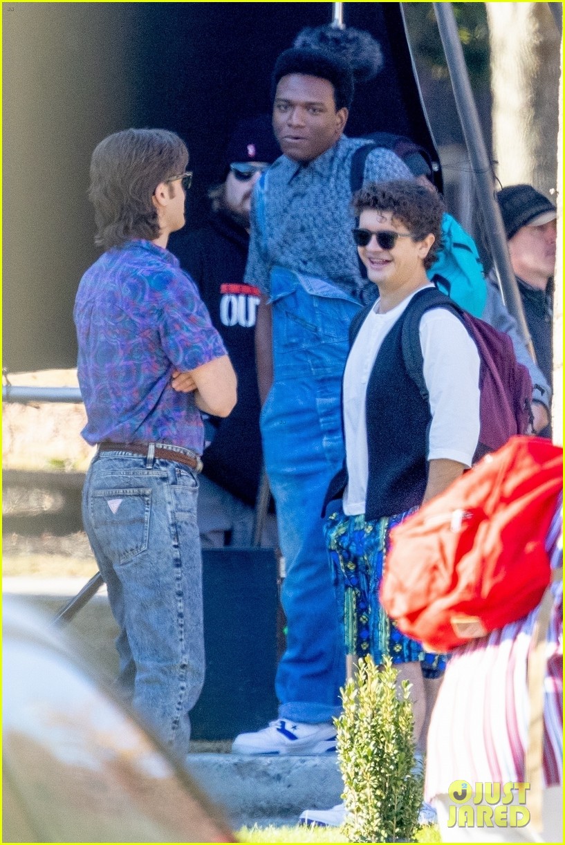 Photo: gaten matarazzo on stranger things set 10 | Photo 5106508 | Just ...