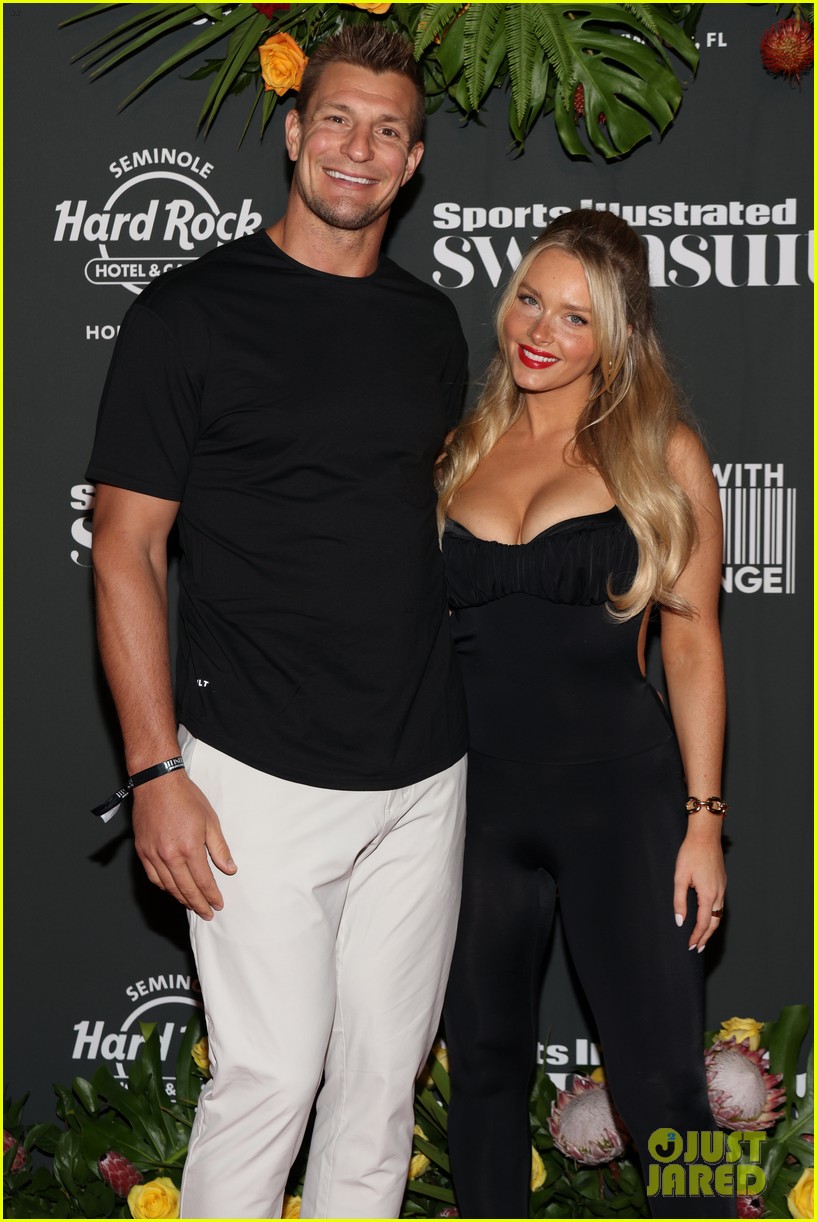 Who Is Rob Gronkowski's Girlfriend? All About Camille Kostek!: Photo ...