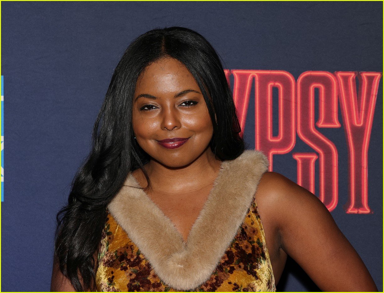 Broadway Besties Lea Michele & Jonathan Groff Support Audra McDonald at ...