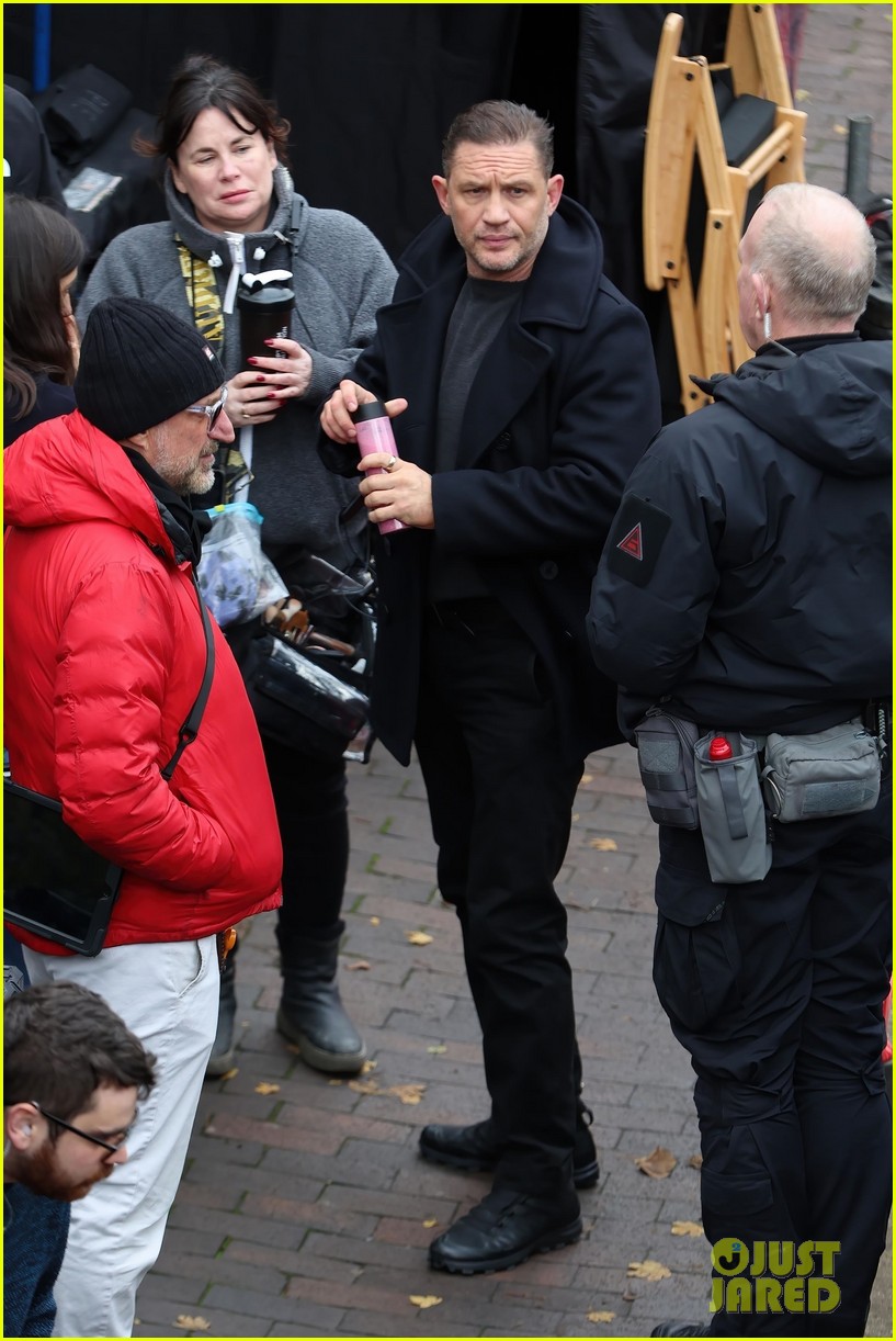 Tom Hardy & Downton Abbey's Joanne Froggatt Film for Guy Ritchie's ...