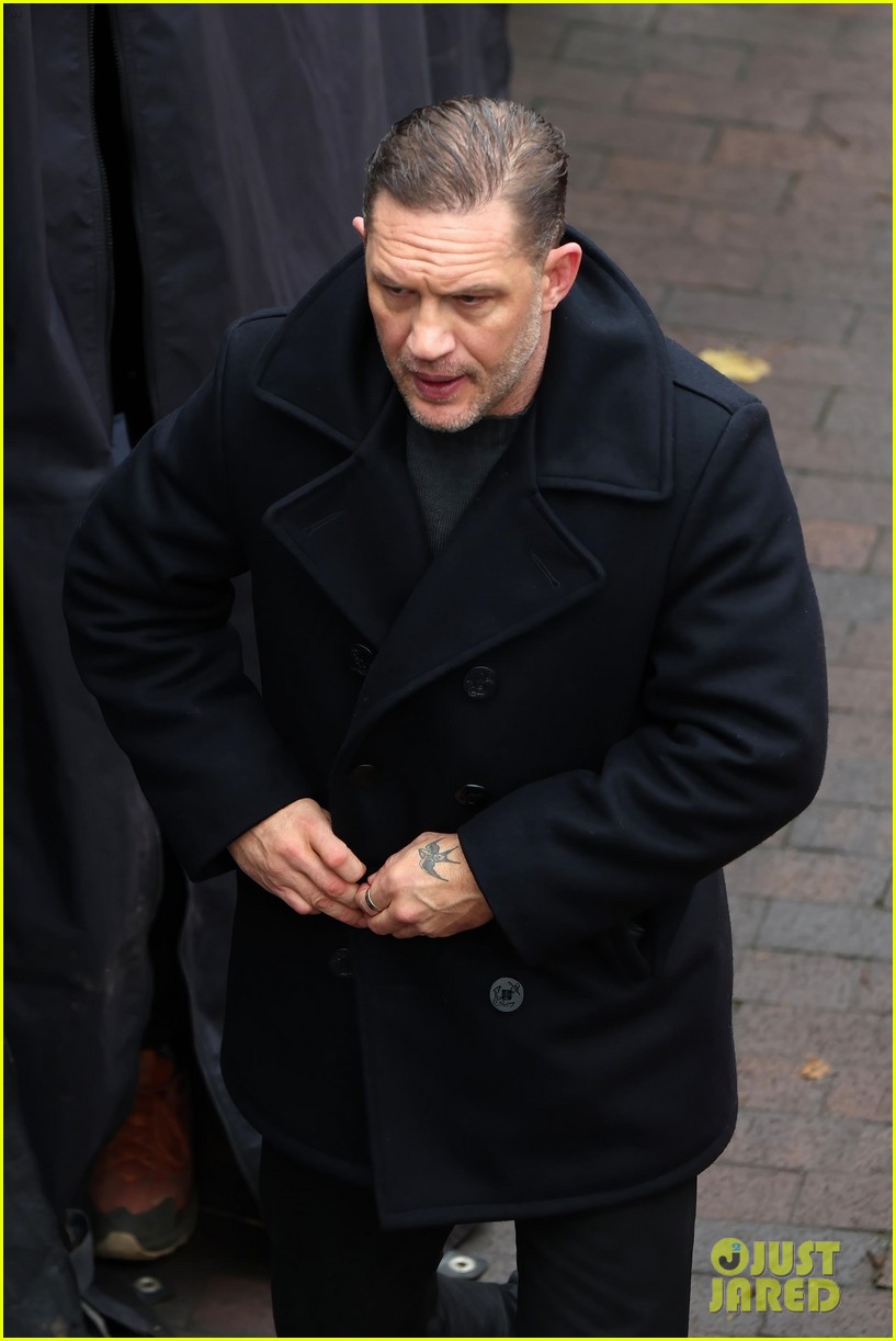 Tom Hardy & Downton Abbey's Joanne Froggatt Film for Guy Ritchie's ...