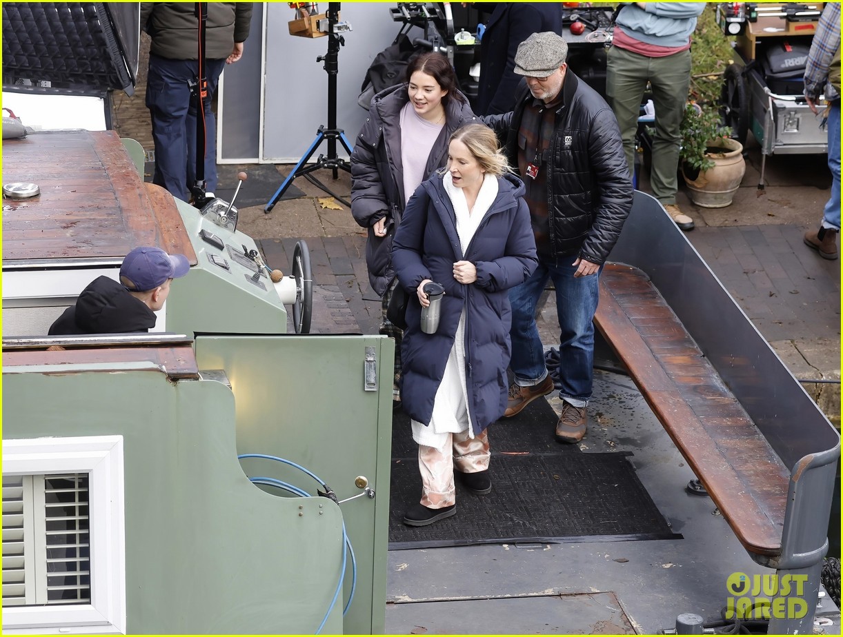 Tom Hardy & Downton Abbey's Joanne Froggatt Film for Guy Ritchie's ...