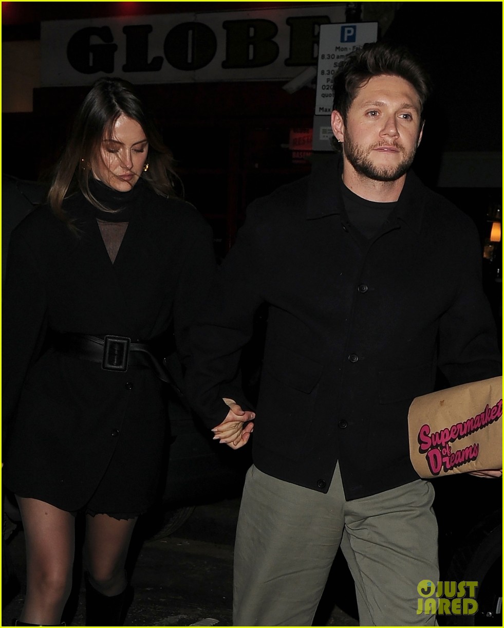 Niall Horan & Girlfriend Amelia Woolley Hold Hands on Date Night in ...