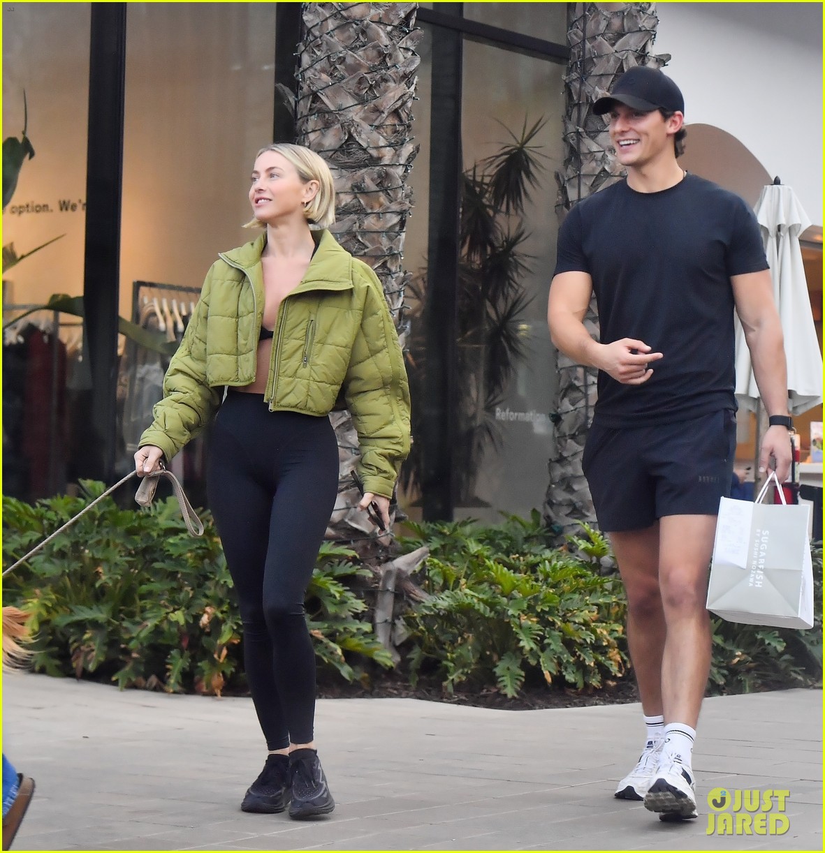 Julianne Hough Spotted Having Dinner with 'Bachelor Nation' Contestant ...