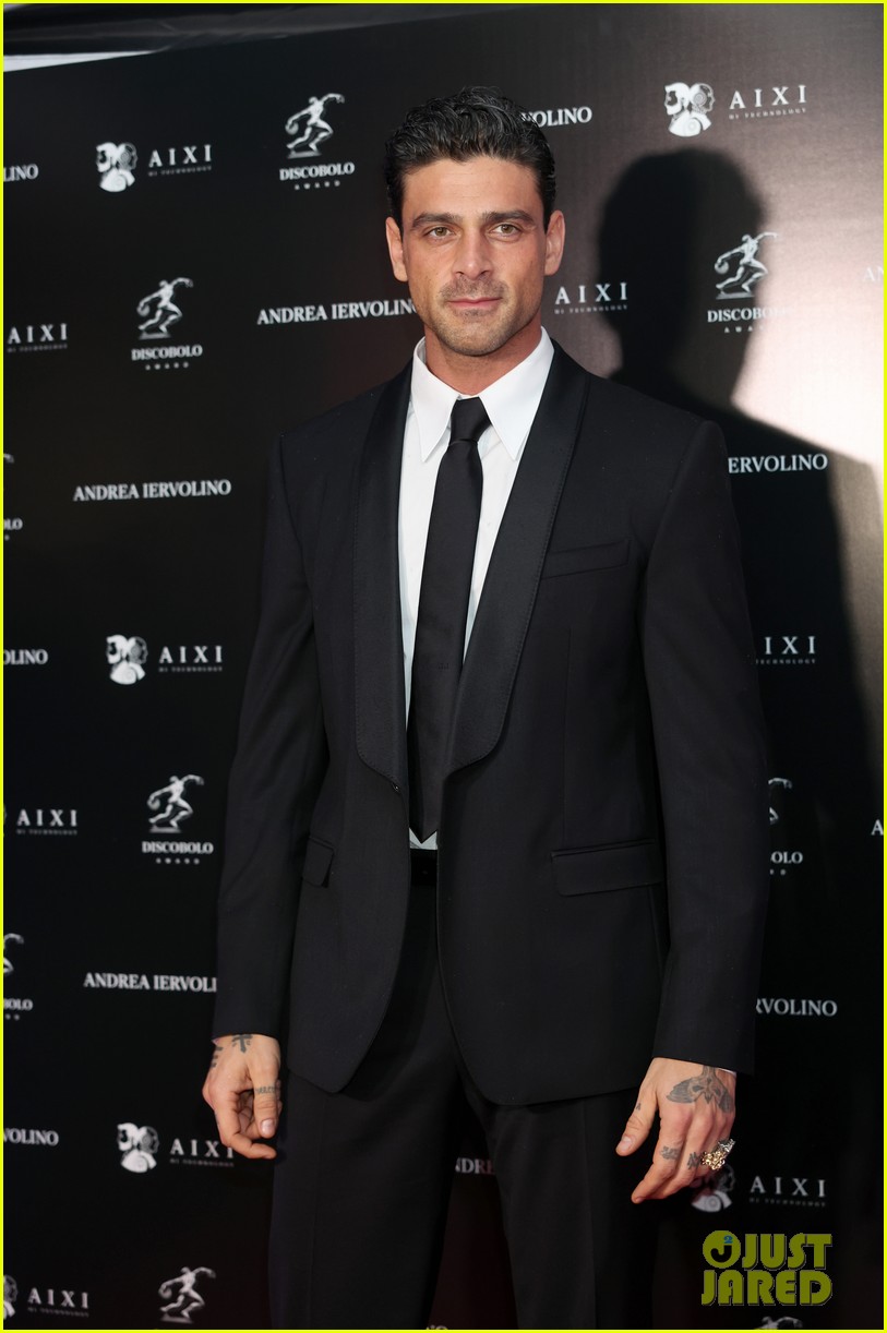 Jessica Alba Goes Sheer at the Discobolo Award 2024 With 'Maserati: The ...