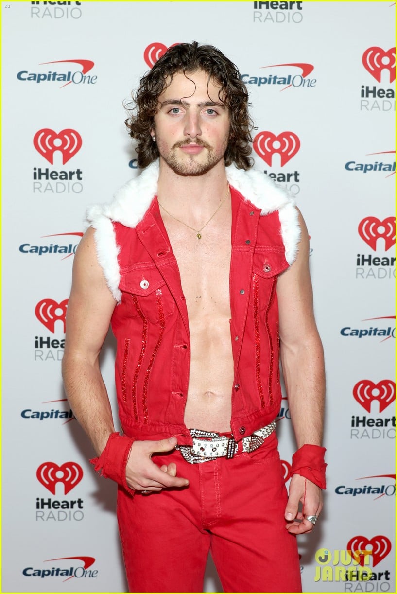 Benson Boone Bares Abs at Jingle Ball L.A. as Meghan Trainor, Madison ...