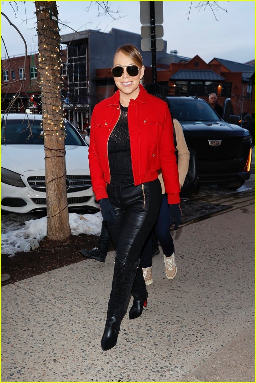 Photo: jennifer lopez mariah carey shopping aspen christmas eve 62 ...
