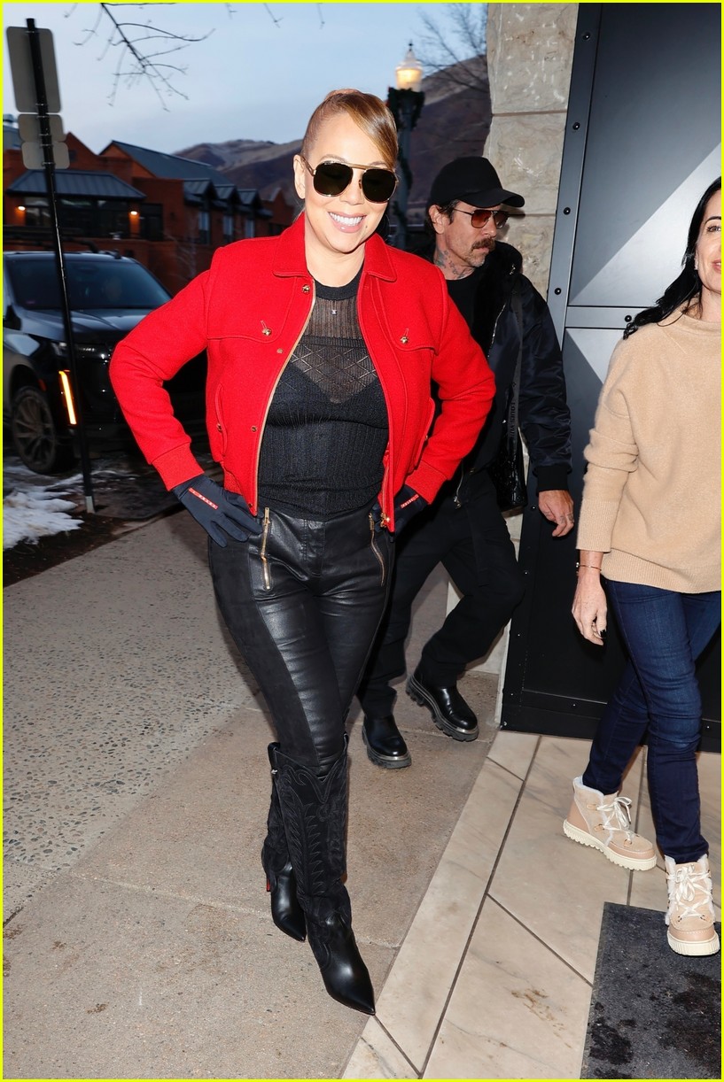 Photo: jennifer lopez mariah carey shopping aspen christmas eve 74 ...