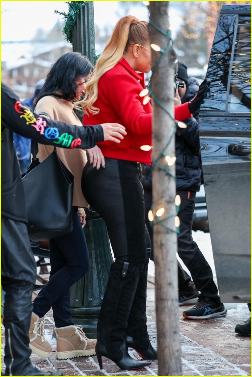 Photo: jennifer lopez mariah carey shopping aspen christmas eve 89 ...