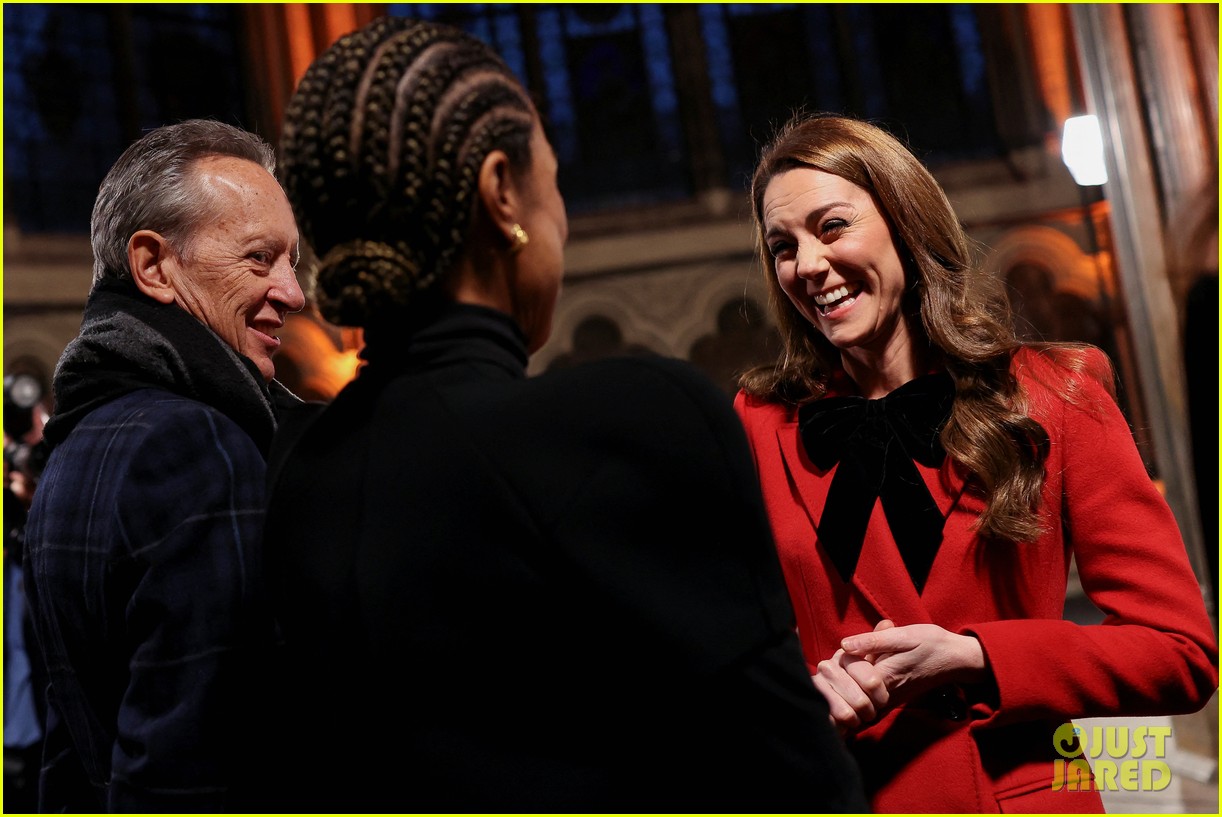 Kate Middleton Gets Support From Her Family at Her Annual Christmas ...