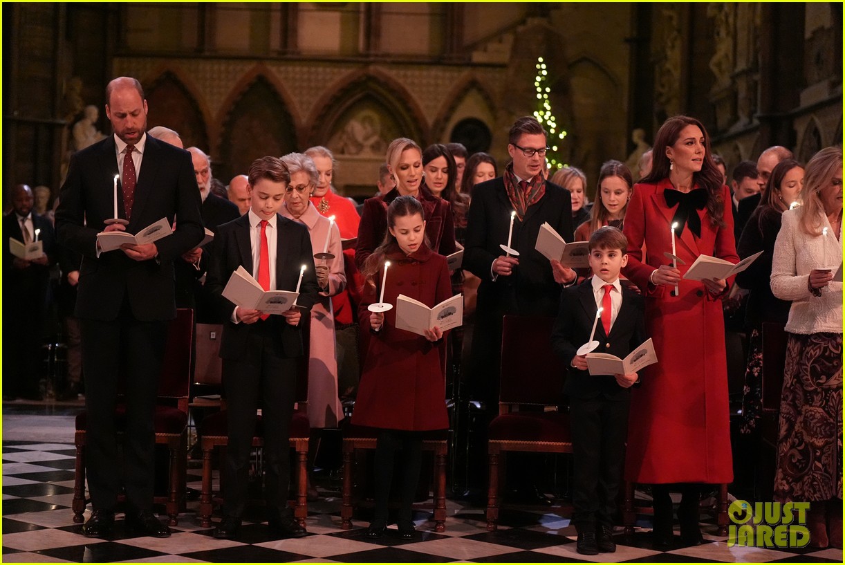 Kate Middleton Gets Support From Her Family at Her Annual Christmas ...