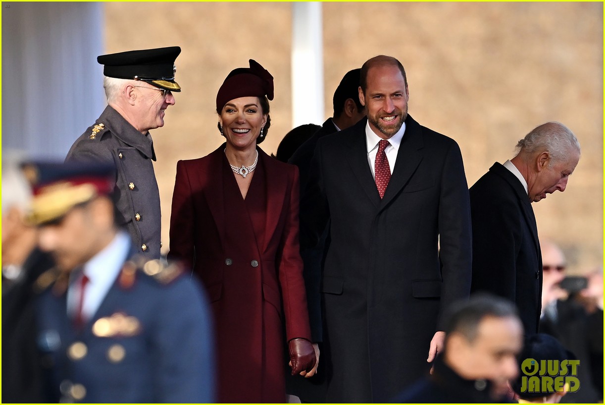 Kate Middleton Makes Rare Appearance with Prince William to Welcome ...