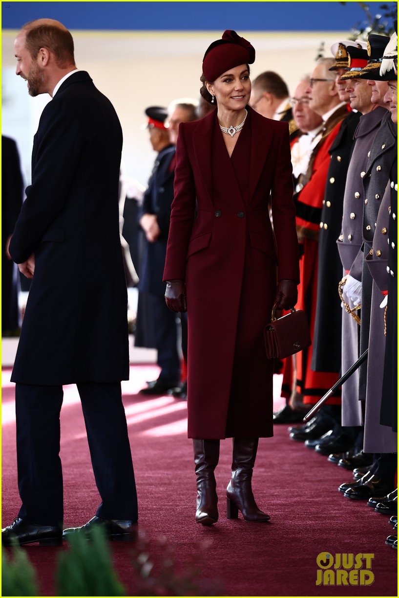 Kate Middleton Makes Rare Appearance with Prince William to Welcome ...