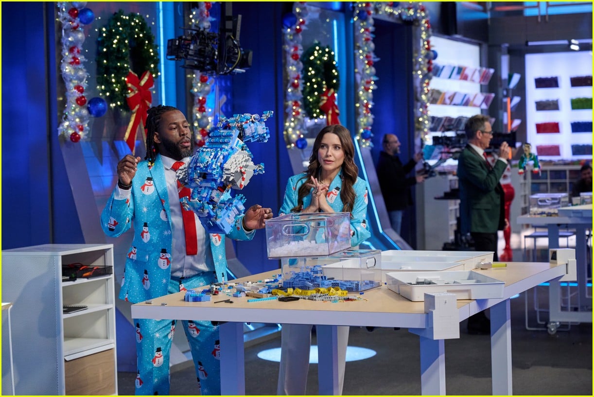 'LEGO Masters: Celebrity Holiday Bricktacular' Season 3 - Host, Judges ...