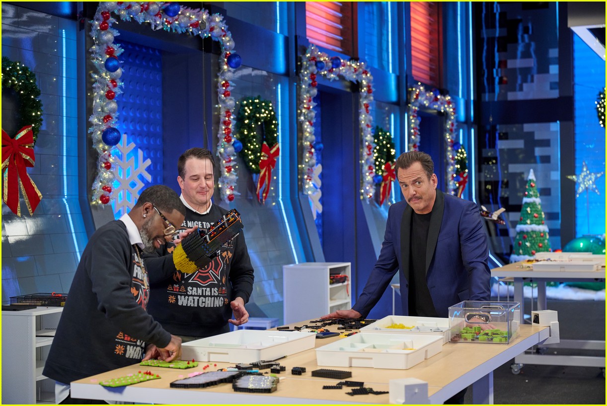 'LEGO Masters: Celebrity Holiday Bricktacular' Season 3 - Host, Judges ...