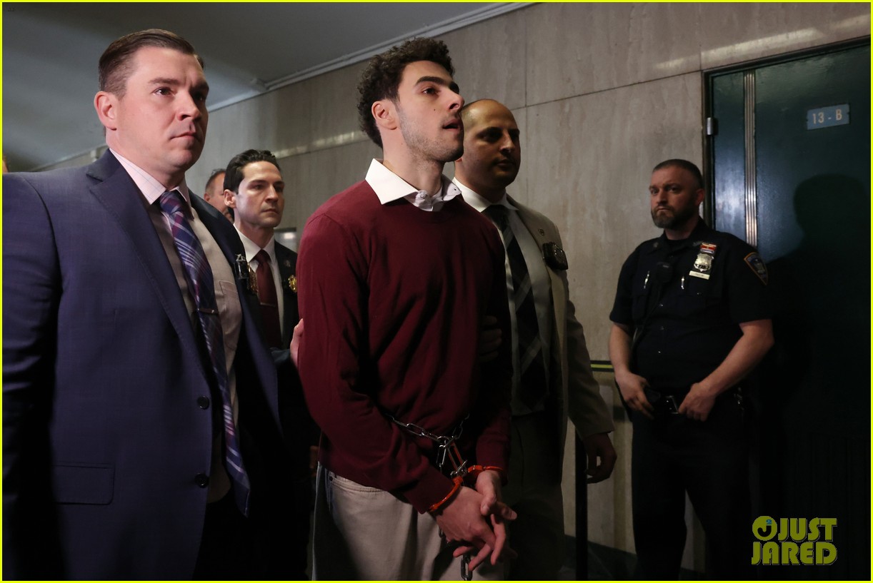 Luigi Mangione Pleads Not Guilty to State Murder Charges in CEO Killing: Courtroom Arrival ...