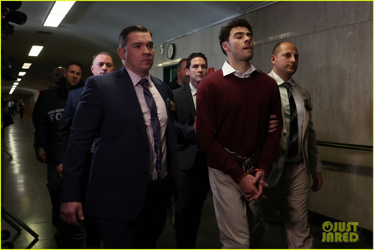 Luigi Mangione Pleads Not Guilty to State Murder Charges in CEO Killing: Courtroom Arrival ...