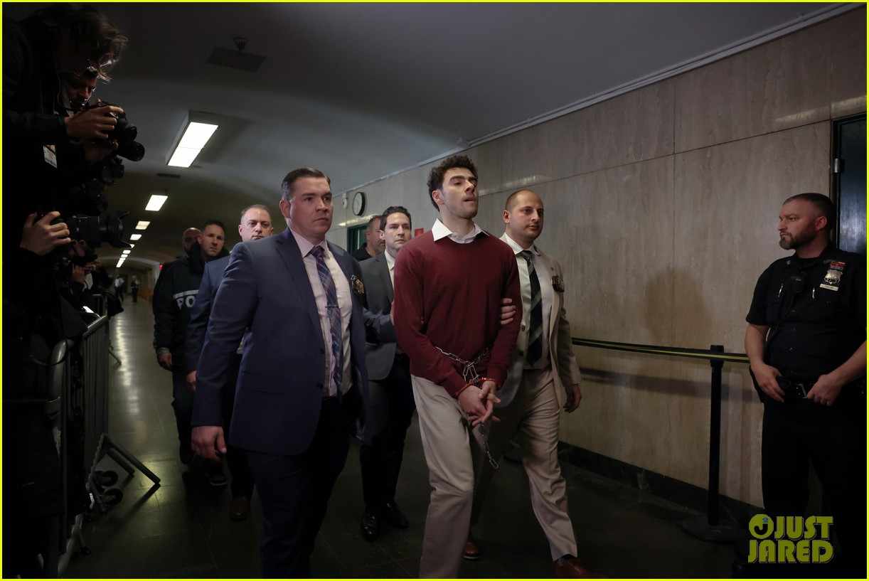 Luigi Mangione Pleads Not Guilty to State Murder Charges in CEO Killing: Courtroom Arrival ...