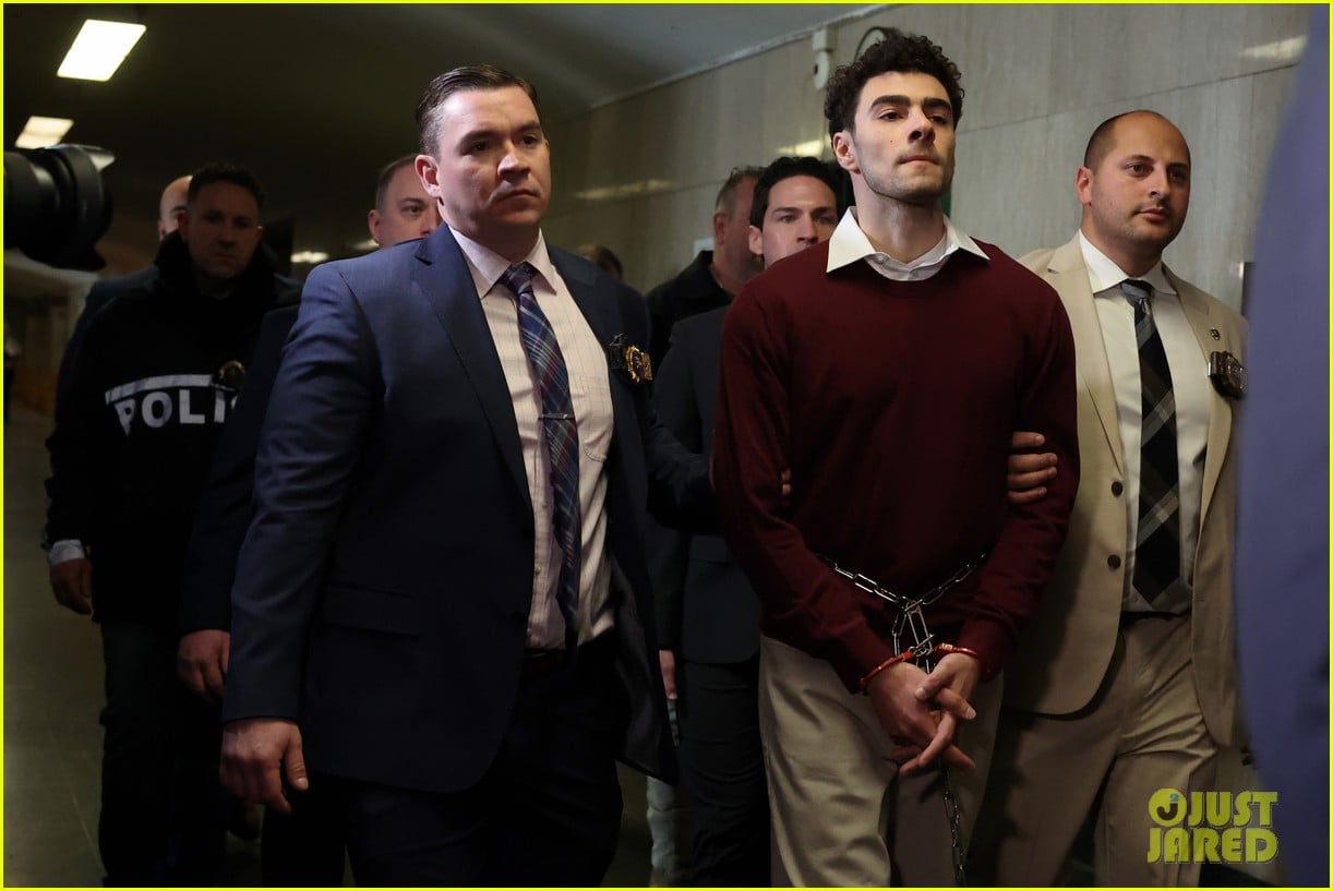 Luigi Mangione Pleads Not Guilty to State Murder Charges in CEO Killing: Courtroom Arrival ...