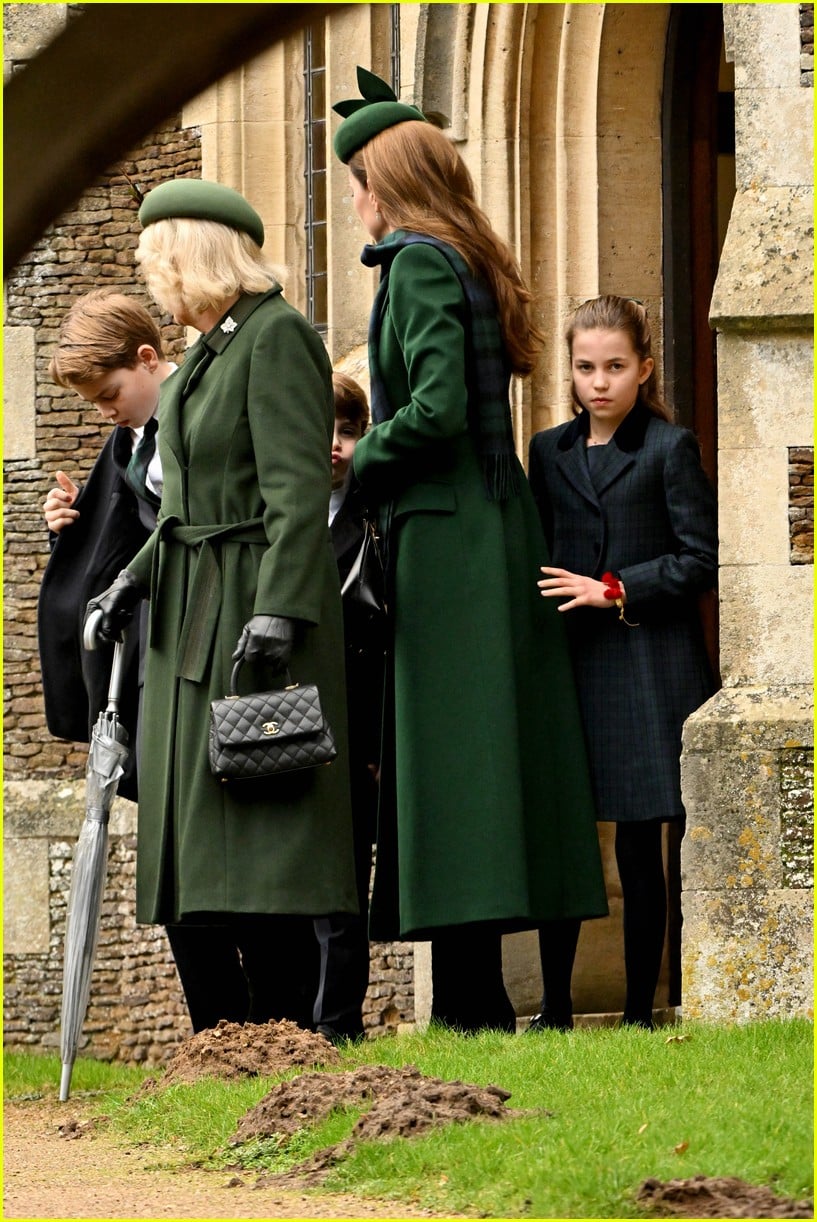 Photo: kate middleton prince william christmas day with kids 16 | Photo ...