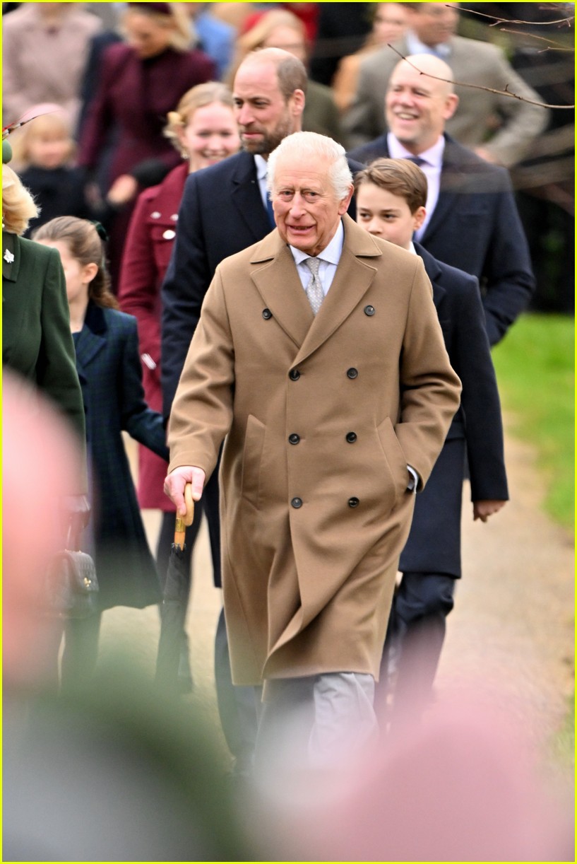 Royal Christmas Photos 2024: Kate Middleton, Prince William & All 3 ...