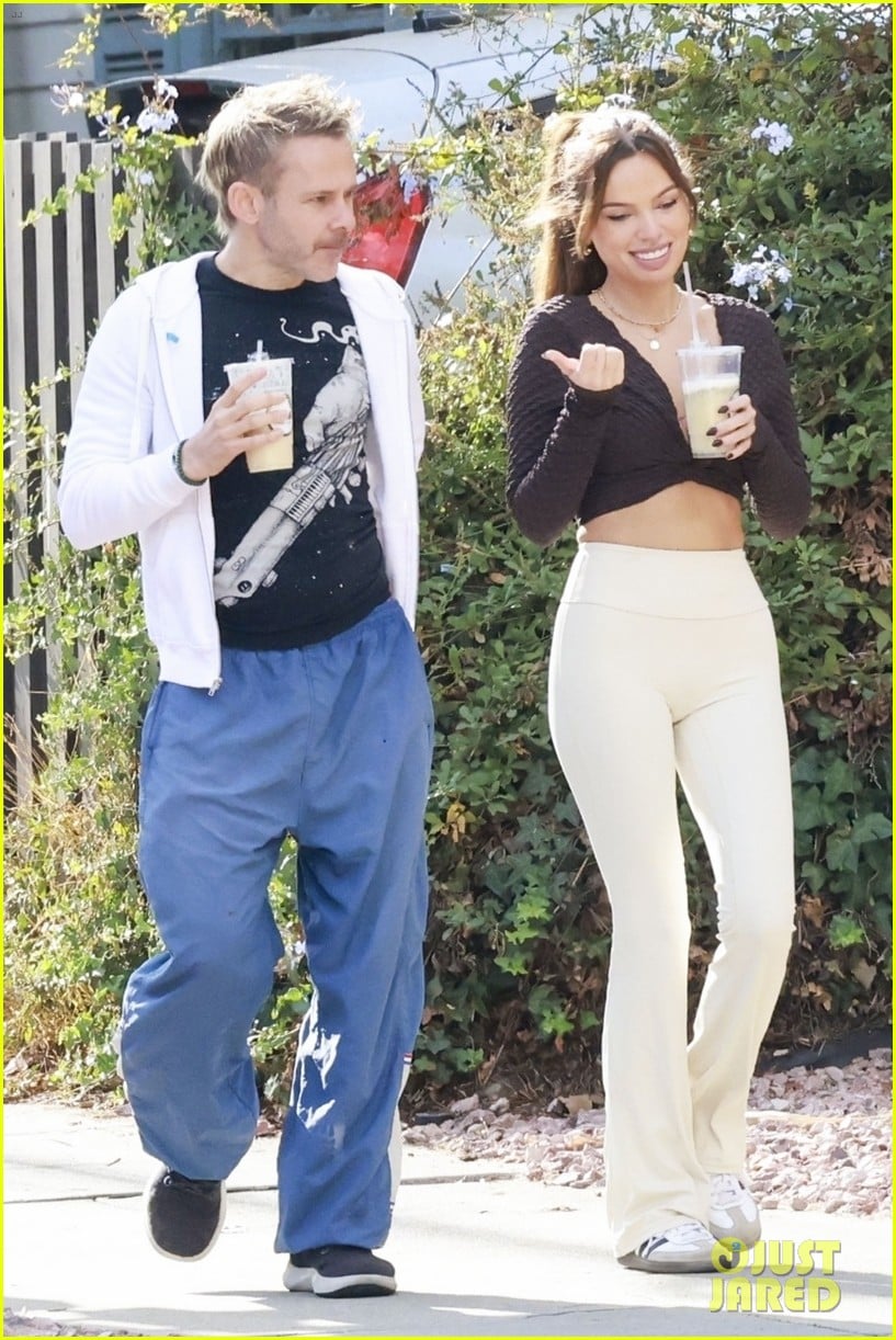 Dominic Monaghan Spotted with Aspiring Actress Eliana Perez During His ...