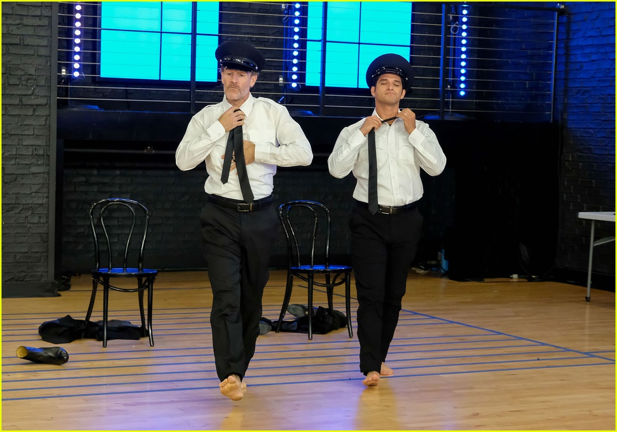 'The Real Full Monty' Cast Revealed: Six Male Celebs Will Strip on TV ...