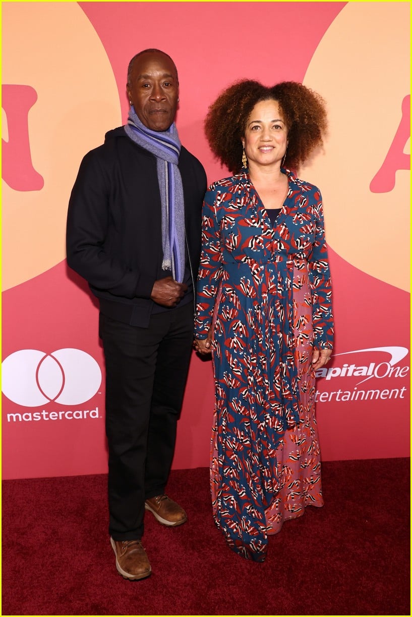 Olivia Munn Supports Husband John Mulaney at 'All In' Opening Night on ...