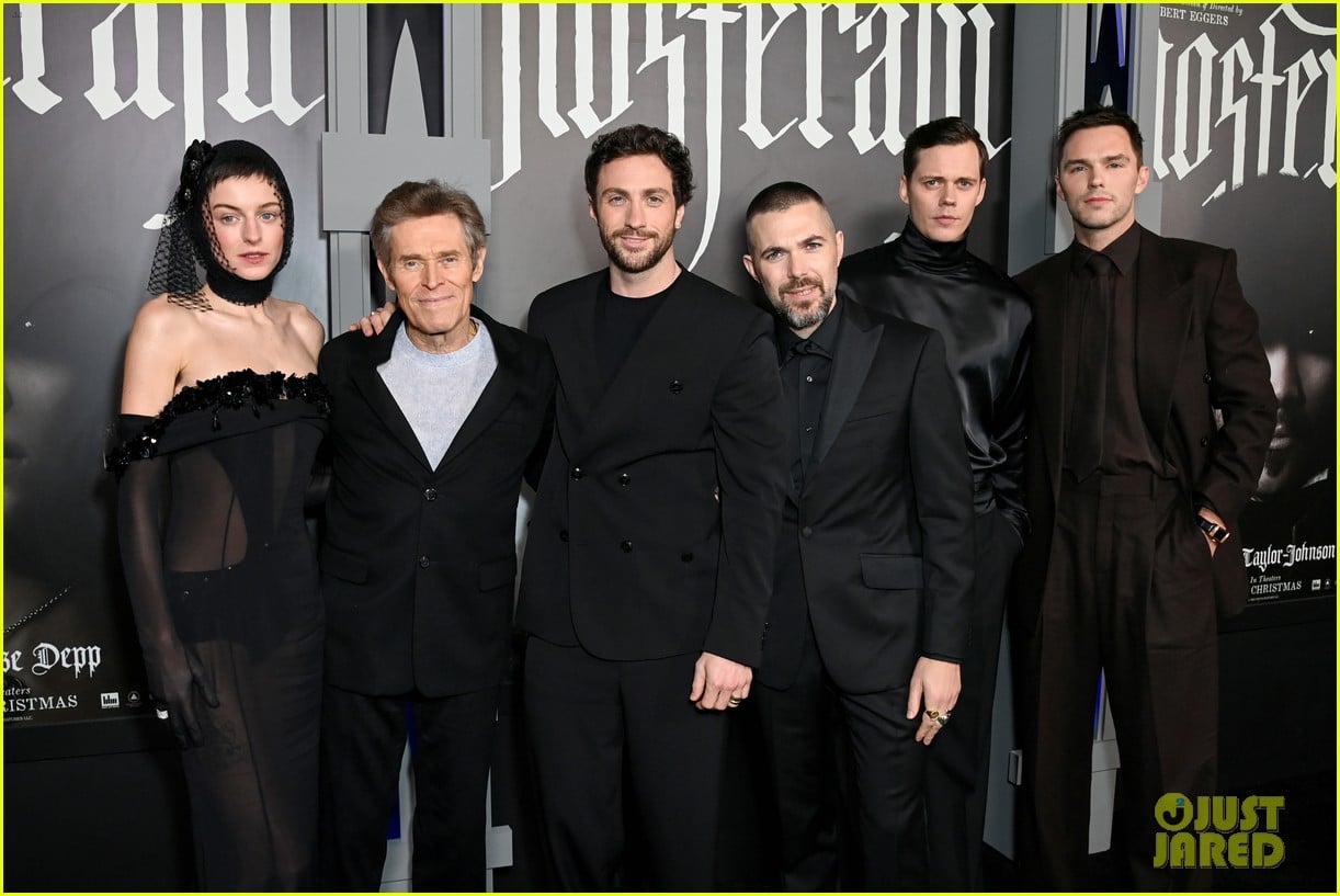 Bill Skarsgard & Lily-Rose Depp Join Star-Studded 'Nosferatu' Cast at L.A. Red Carpet Premiere ...