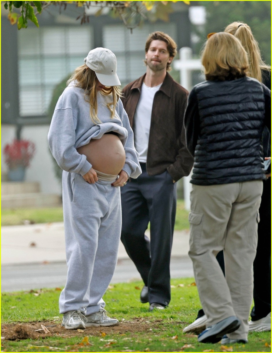 Patrick Schwarzenegger & Fiancee Abby Champion Put on Cute PDA During ...