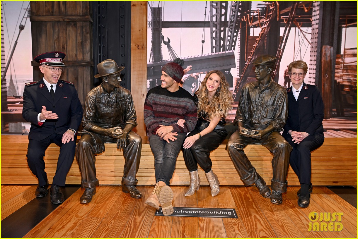 'Get Him Back for Christmas' Trailer: Alexa & Carlos PenaVega Reconnect ...