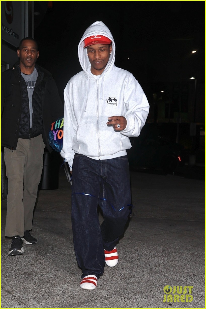 Rihanna & A$AP Rocky Do Some Late-Night Shopping at CVS in WeHo: Photo ...