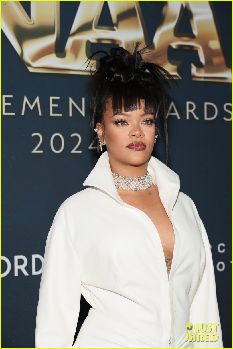 Rihanna is Vision in White at Footwear News Achievement Awards 2024 ...