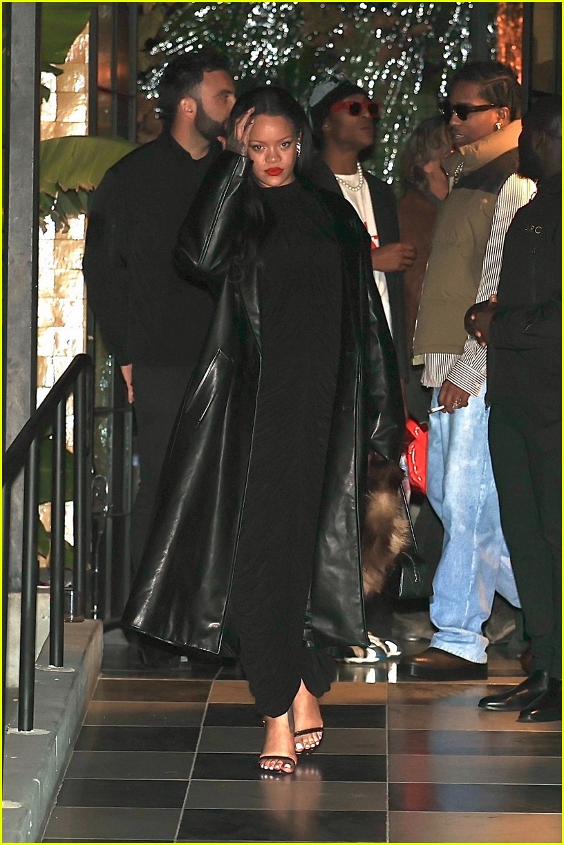 Rihanna & A$AP Rocky Hold Hands During Their Monday Date Night in L.A ...