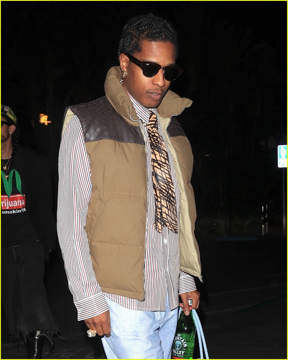 Rihanna & A$AP Rocky Hold Hands During Their Monday Date Night in L.A ...