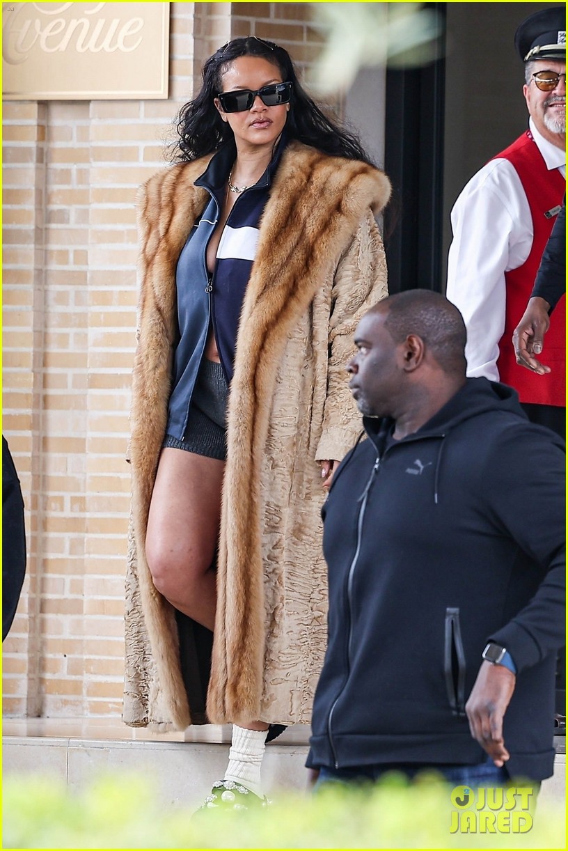 Rihanna Wears Fur Coat While Shopping in Beverly Hills with A$AP Rocky ...