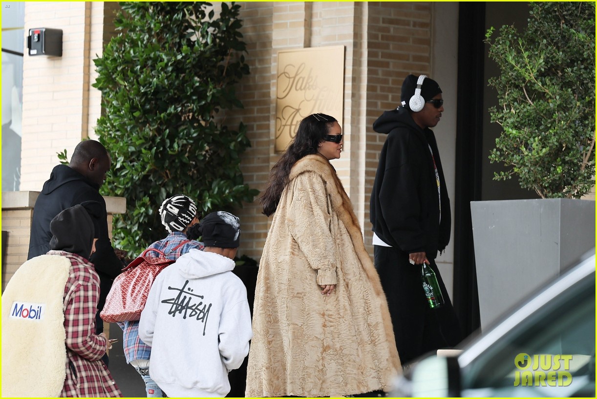 Rihanna Wears Fur Coat While Shopping in Beverly Hills with A$AP Rocky ...