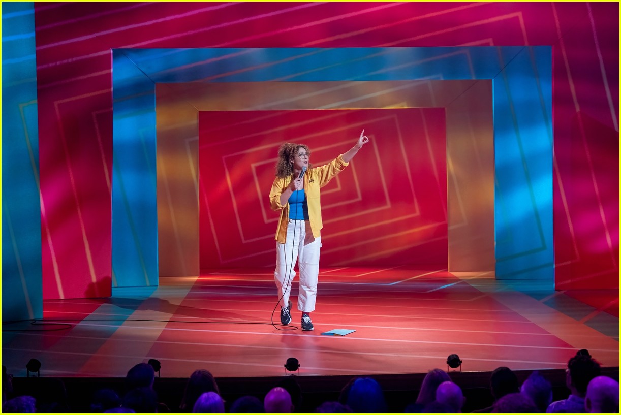 Rose Matafeo Stand-Up Comedy Special 'On & On & On' - How to Stream ...