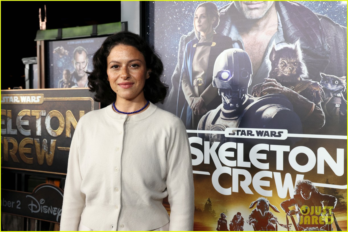 Jude Law, Bryce Dallas Howard & More Celebrate Launch of 'Star Wars ...