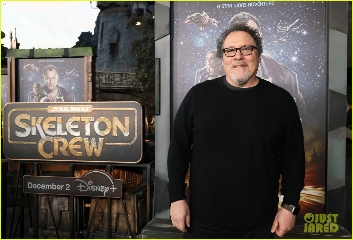 Jude Law, Bryce Dallas Howard & More Celebrate Launch of 'Star Wars ...