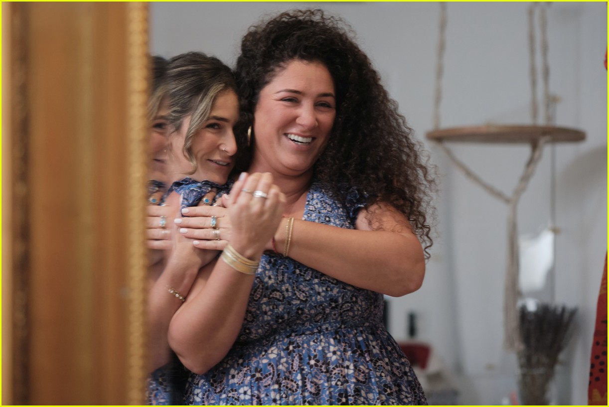 'Small Town Setup': Hallmark Dating Reality TV Show - Host, Trailer ...