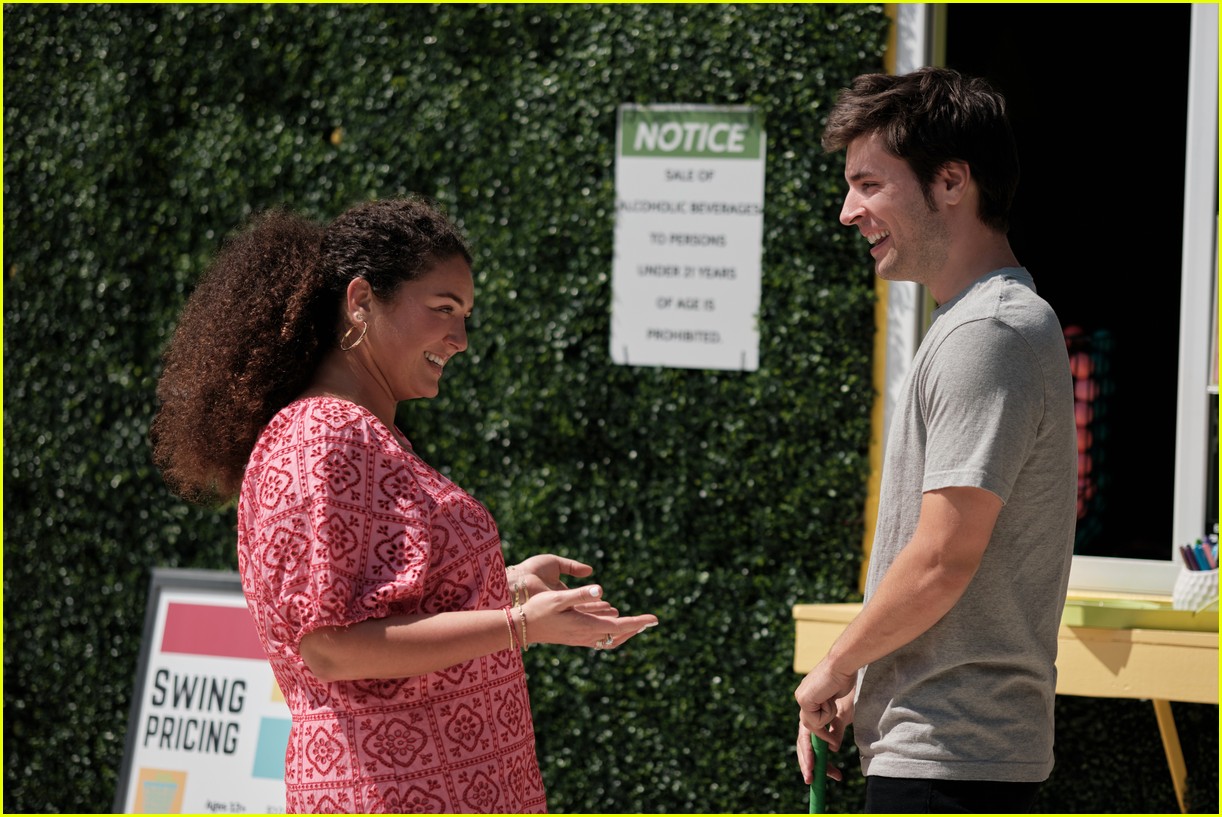 'Small Town Setup': Hallmark Dating Reality TV Show - Host, Trailer ...