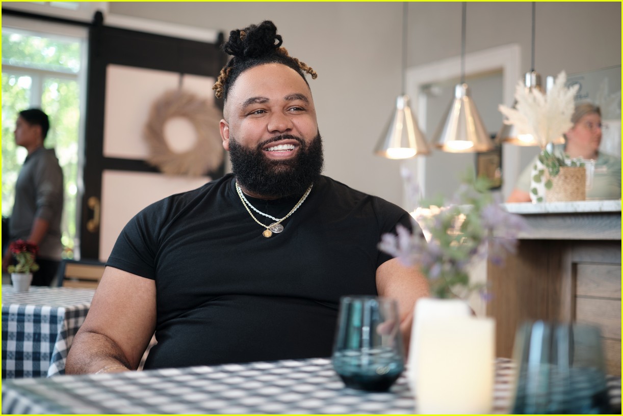 'Small Town Setup': Hallmark Dating Reality TV Show - Host, Trailer ...