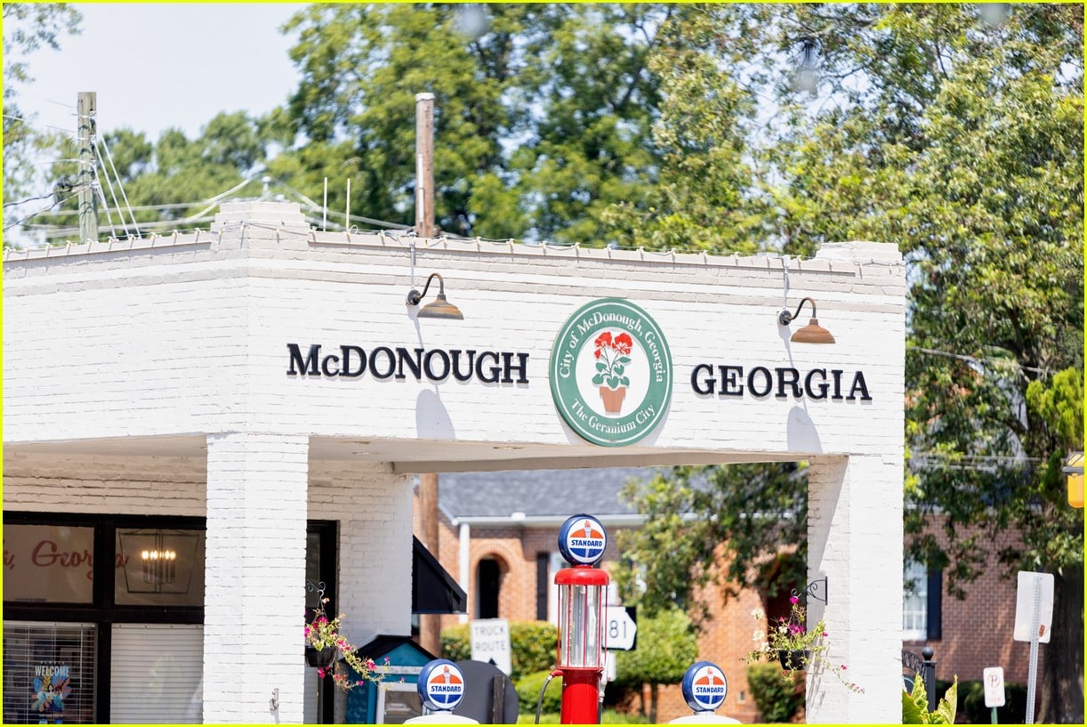 'Small Town Setup': Hallmark Dating Reality TV Show - Host, Trailer ...